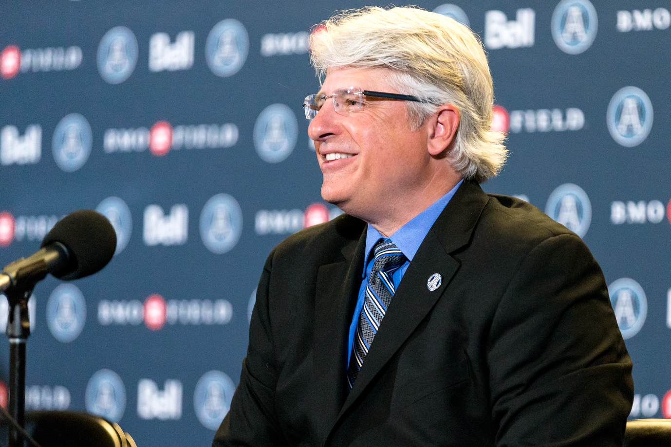 2018 Head Table | Conn Smythe Sports Celebrities Dinner and Auction